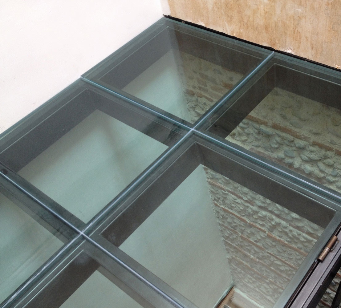 Dalle de Verre sur mesure pour Plancher en Verre